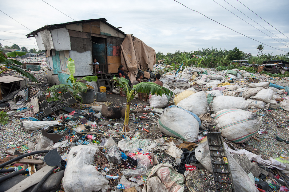 Providing Educational Opportunities to Children | Photographer Jacob Maentz