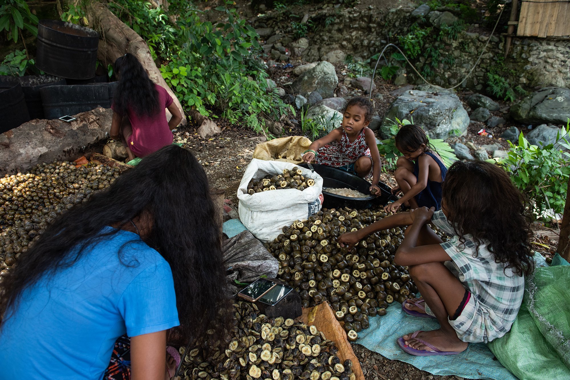 Earliest Ancestors, Aeta: Photo Series | Photographer Jacob Maentz